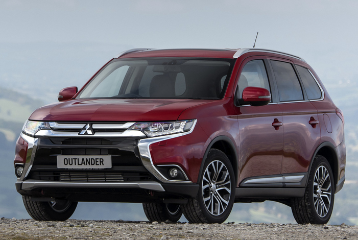 El Mitsubishi Outlander, ahora en gasolina | ¿Qué coche me compro?